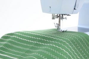 How to Fix Common Sewing Machine Problems like Thread Bunching and ...